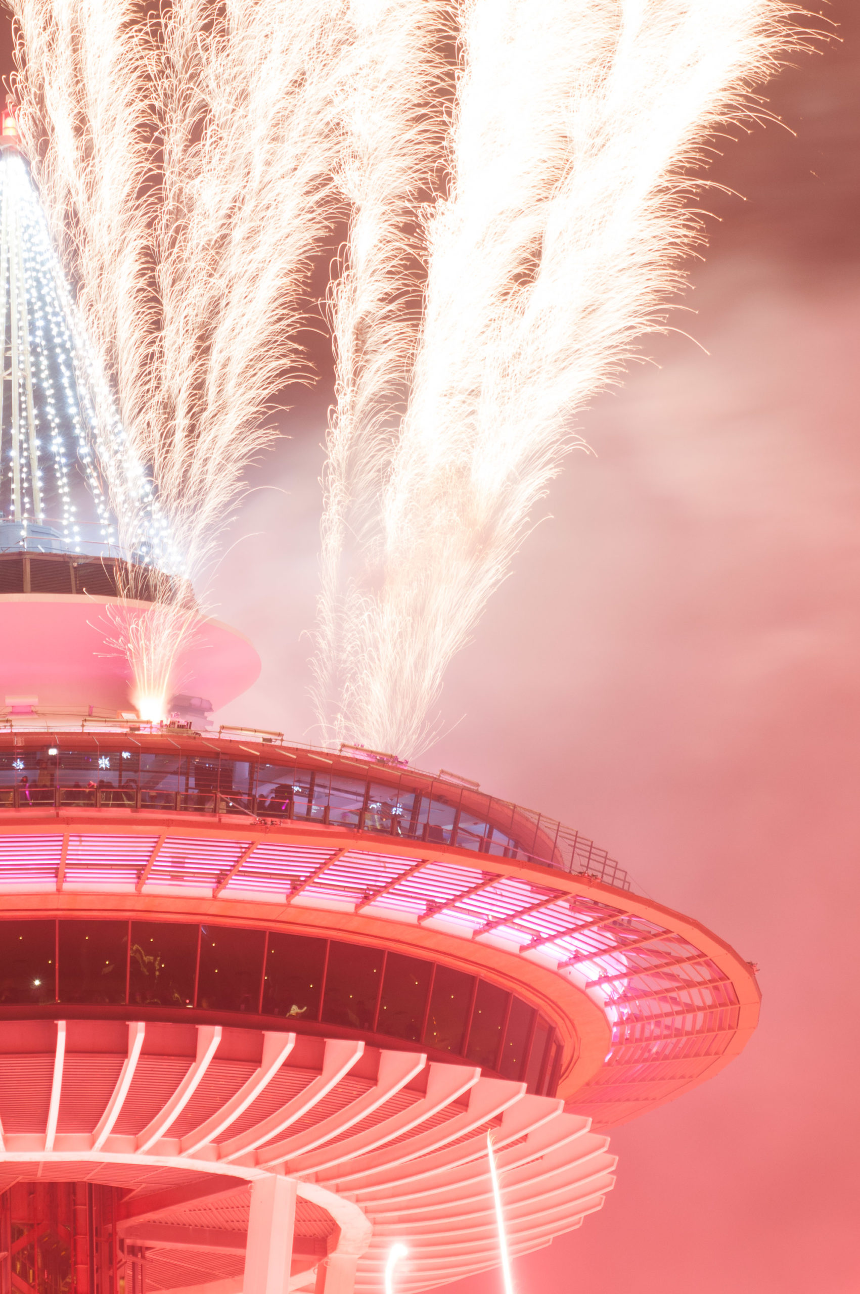Photo Results : New Years Eve Seattle Space Needle Fireworks | Bradley ...